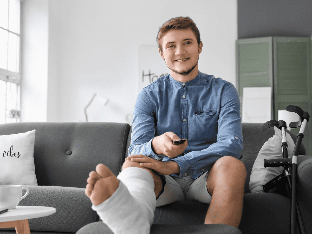 Fun Activities and Ideas For Teenagers With A Broken Leg
