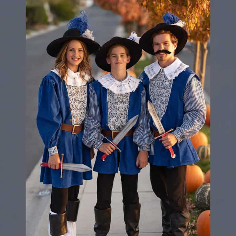 81 Easy & Cute Halloween Costumes for Families of Any Size